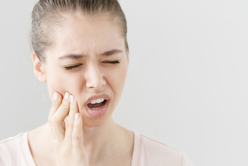 Can a Toothache Cause a Headache? - Dr. David L. Sykes